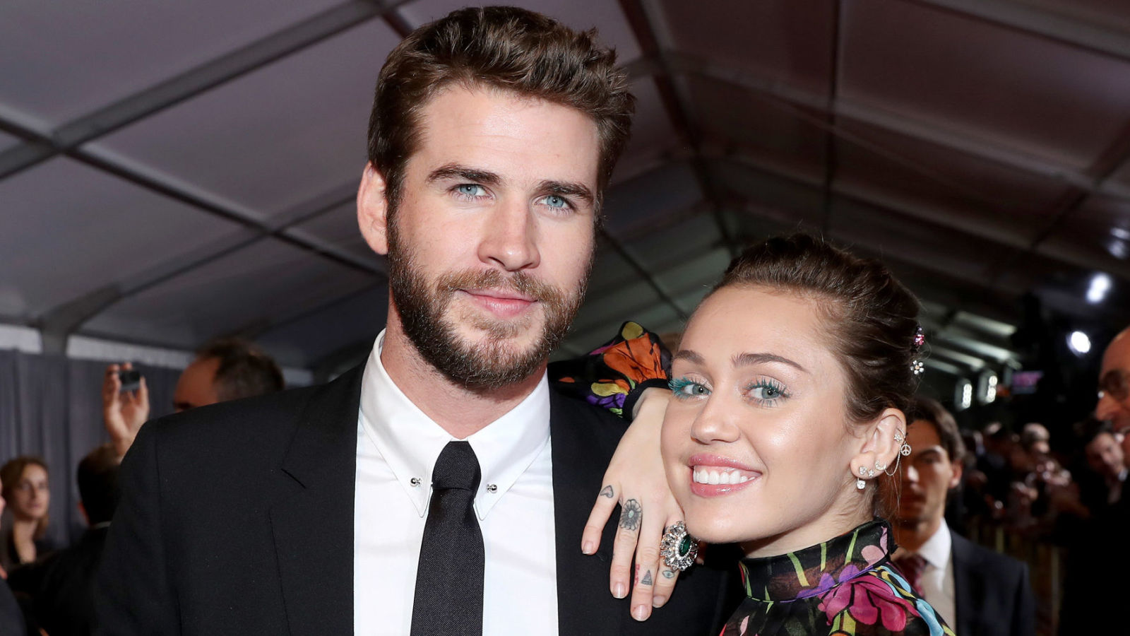 Miley Cyrus E Liam Hemsworth A Casa Insieme Miley Cyrus Ha Mollato